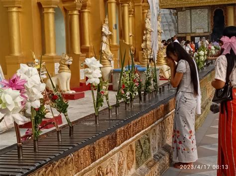 Dvb နှစ်ဆန်း ၁ ရက်နေ့ ရွှေတိဂုံဘုရားမြင်ကွင်း ဓာတ်ပုံ