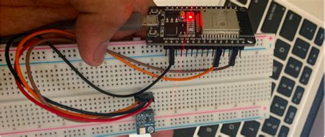 Laporan Tugas X Data Logging Esp32 Publish Sensor Readings To