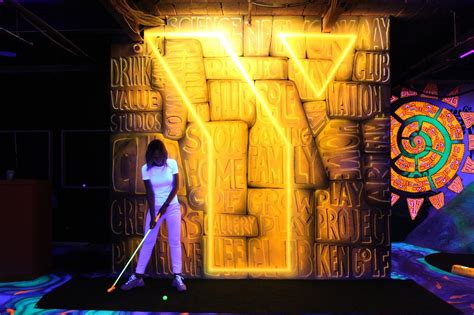 Портативни мини голф игрища “Мини Голф” ЕООД портативни и постоянни мини голф игрища