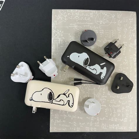 史努比 Snoopy 正版 趴趴自帶線行動電源 12000mah 送萬國轉接頭 Beson 史努比／拉拉熊 授權 3c專販店｜行動電源充電