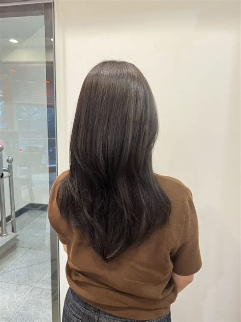 소개해드릴 디자인은 중단발과 긴머리 사이 미디움레이어드컷 소개해 드릴게요 네이버 블로그