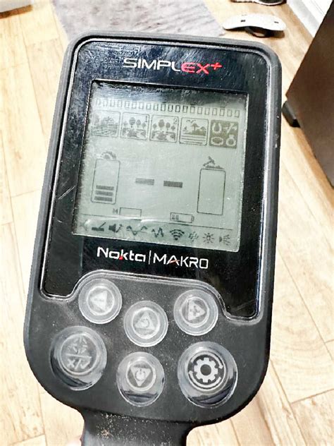 Nokta Makro Simplex Review Best For Beginners Metal Detecting Tips