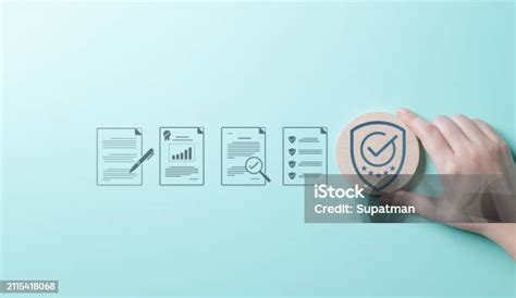 품질 보증 아이콘으로 직접 참여합니다 자동화 공정에 대한 표준 품질 관리 인증 보증 보증 품질관리 품질관리 표준화 건강보험 복종에 대한 스톡 사진 및 기타 이미지 Istock