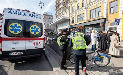 На Хрещатику горів корпус Карпенка Карого що кажуть рятувальники ОНОВЛЕНО Вечірній Київ