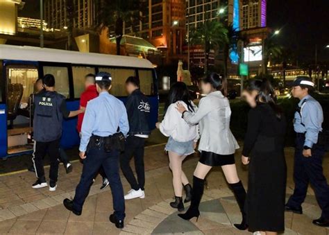 警巡查娛樂場所 拘17男女涉換錢黨及賣淫｜即時新聞｜港澳｜oncc東網