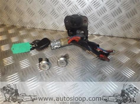 set of locks citroen saxo 1 1i x sx 15689