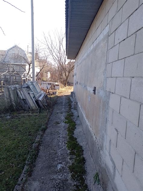 Дом с участком 15 соток в хорошем районе 20 000 € Продаж будинків Камянське на Olx