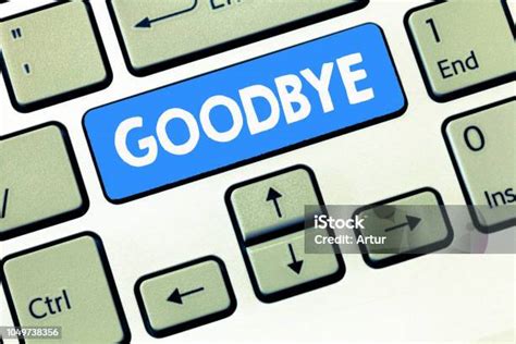 개념적 손을 작별을 보여주는 작성입니다 비즈니스 사진 텍스트 인사말 떠나는 작별 참조에 대 한 당신은 곧 분리 경례 결별에 대한 스톡 사진 및 기타 이미지 Istock