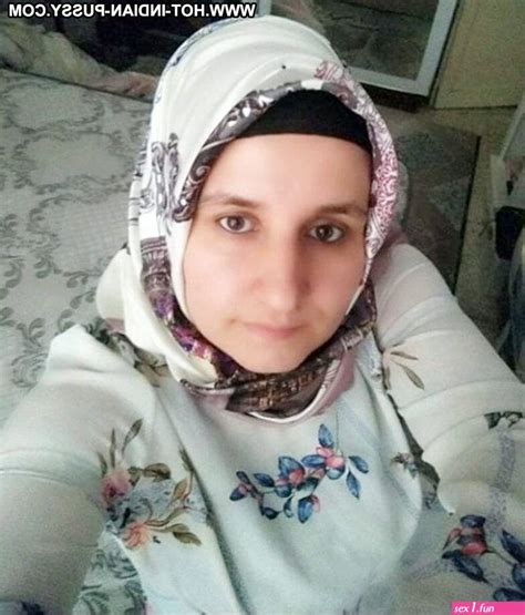 Desi Hijabi Hot Aunty Pics Free Sex Photos And Porn Images At Sex Fun