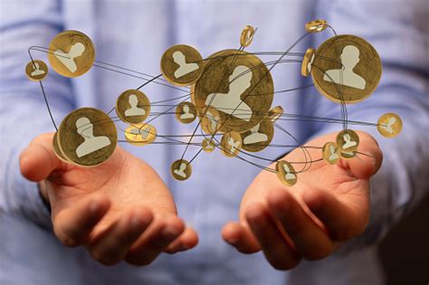 팀 연결 및 네트워크 기호와 흐릿한 배경에 남성 손의 3d 렌더링 인터넷에 대한 스톡 사진 및 기타 이미지 인터넷 3차원 형태 개념 Istock