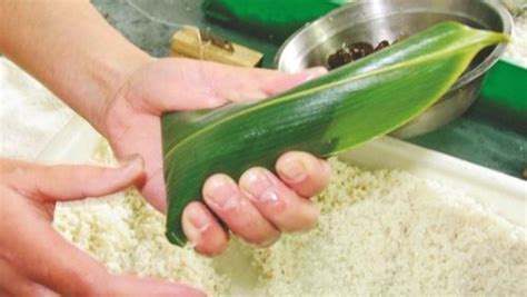 包粽子中国端午节的传统风俗搜狗百科