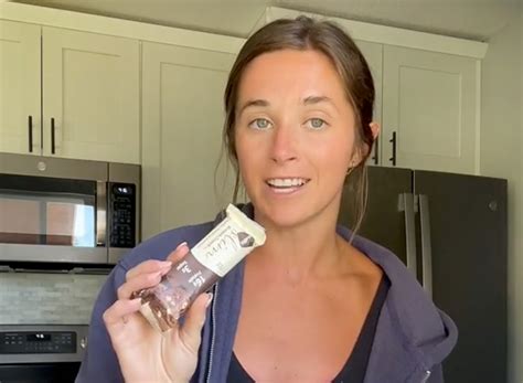 6 Dietitians Daily Snacks For Optimal Health