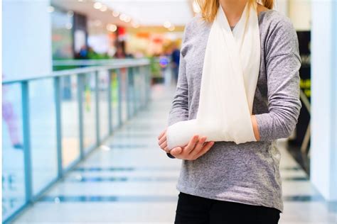 Triangular Bandage Guide Everything You Need To Know About Making A Triangular Bandage