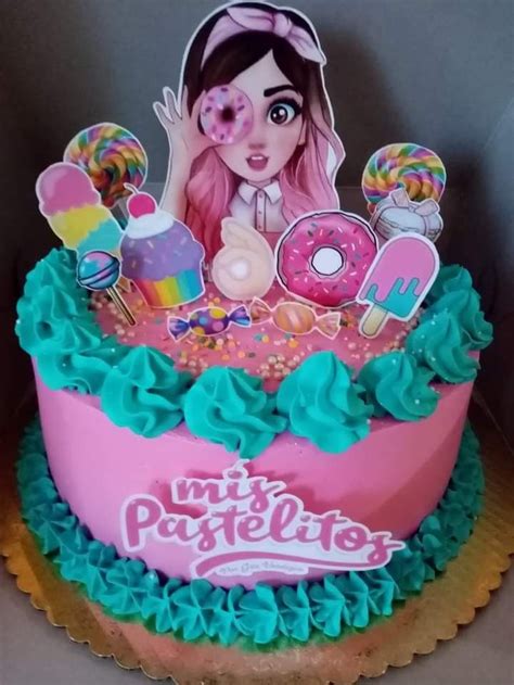 Pastel Mis Pastelitos Torta De Cupcakes Tema De Dulces Tortas Bonitas