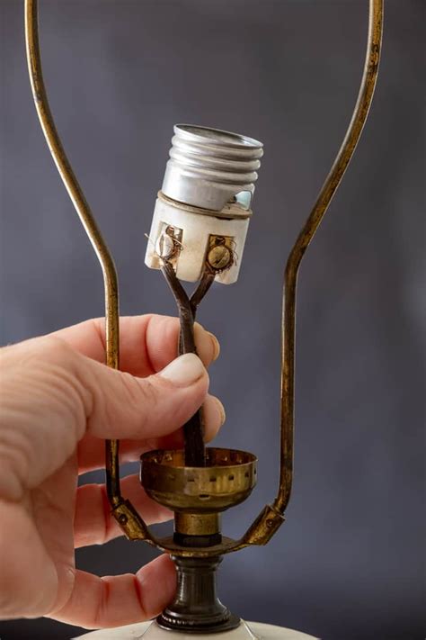 How To Rewire A Lamp The Art Of Doing Stuff