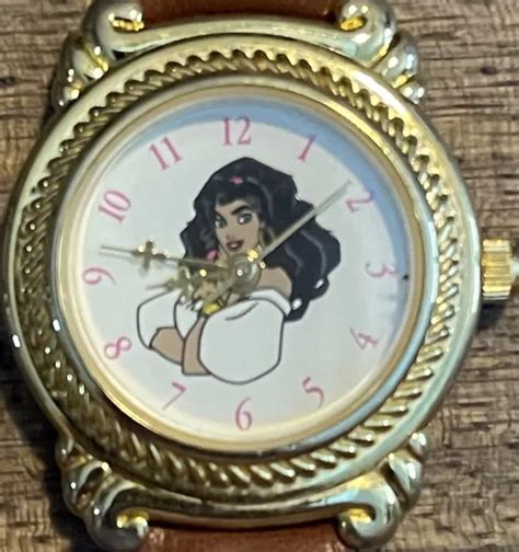 Disney Store Hunchback Of Notre Dame Esmeralda Watch Eur 7 59 Picclick Fr