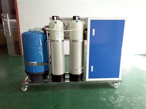Laboratory Water Deionizer