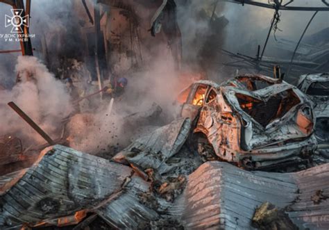 У якому стані 9 річна дівчинка яка постраждала від ракетного удару по Києву Київ Vgorode Ua