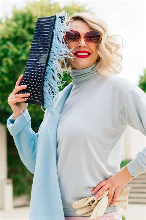 Международному клубу стильных и сильных ровно год Вы ещё не с нами Women Fashion Sleeve Top