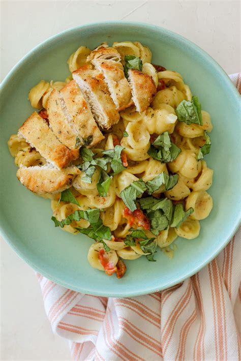 Creamy Tuscan Pasta With Herby Breaded Chicken Mozie