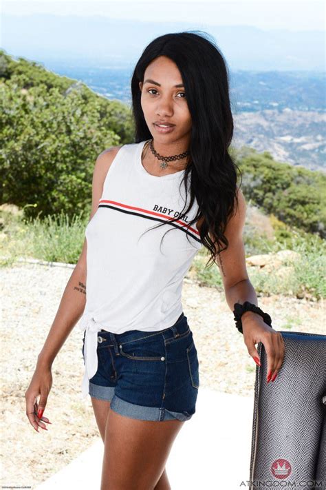 Nsfw Klyie Alexis Avery Big Titty Slimmie Cam Girl Turned Full