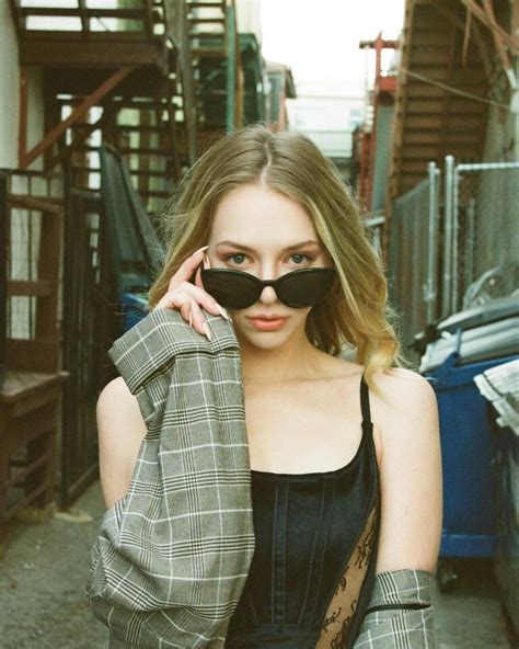 Kira Perez Bio Age Career Net Worth Height Education Boyfrind