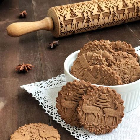 Embossed Rolling Pin For Cute Holiday Cookies