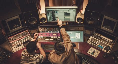 Mastering Engineer The Secret To Creating Chart Topping Tracks
