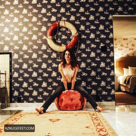 Beth Triffon Feet Aznudefeet