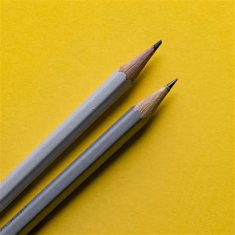 Как сделать фотографию черно белой в Photoshop и бесплатных онлайн редакторах