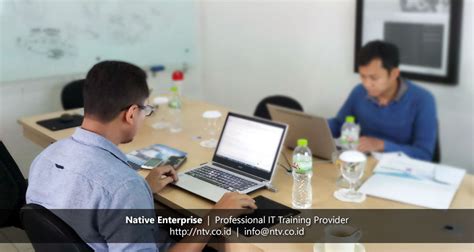 training implementing microservices in distributed system bersama pt
