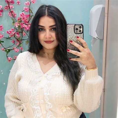 Karma Zakarya Karmazakarya • Threads Say More