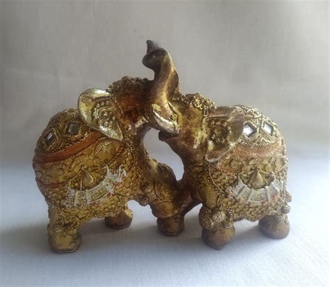 Статуэтка слоны полистоун №2 — цена 200 грн в каталоге Статуэтки Купить товары для дома и быта