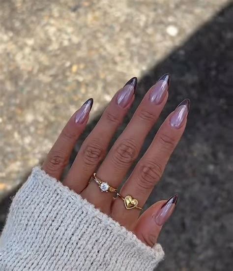 Мигдаль манікюр френч Acrylic Nails Chrome Almond Nails Designs Les Nails