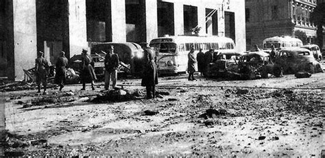 Revista La Ciudad El Bombardeo A Plaza De Mayo Y Casa De Gobierno