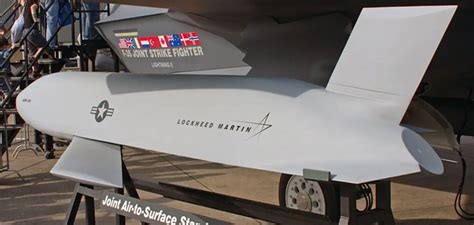 Ракети Jassm Er Польща закупить у США далекобійні ракети для F 16