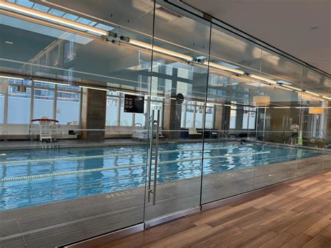 🎅마감🎄호텔보다 좋은 맨해튼 초중심 럭셔리 아파트 서블렛 사우나 수영장 헬스장 라운지