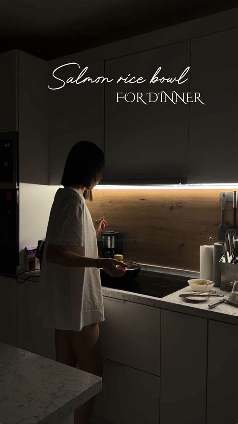 Хоол амттангуудаа бэлдээд хээр талд ингэж сууна гэж аягүй удаан бодож байтал 15 градус