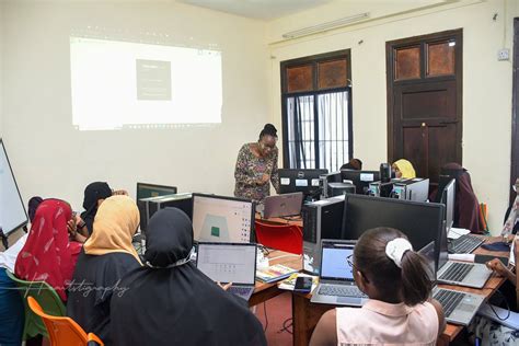 A R T I S T I C On Twitter Rt Pwaniteknowgalz Young Women In Our Codehack Physical Program
