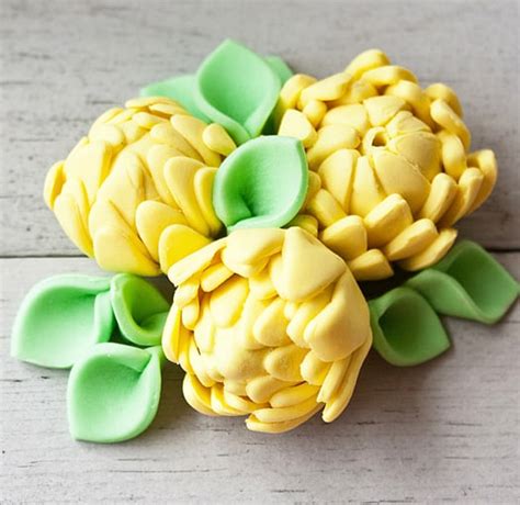 How To Make Gum Paste Mums • Cake Journal