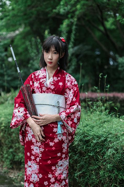 日本和服浴衣 红色小樱花和服全套和服女免熨烫防脱色涤纶材质 阿里巴巴