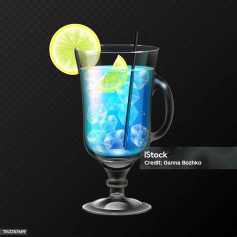 투명 한 배경에 현실적인 칵테일 블루 라군 유리 벡터 일러스트 레이 션 메뉴판에 대한 스톡 벡터 아트 및 기타 이미지 메뉴판 칵테일 과일 Istock