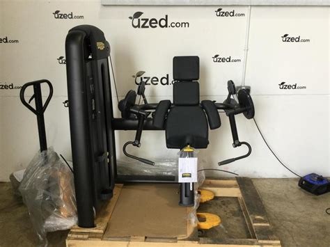 Technogym Selection 700 Arm Curl Uzed