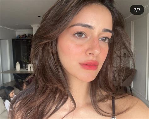 Ananya Pandey R Beautifulindianwomen