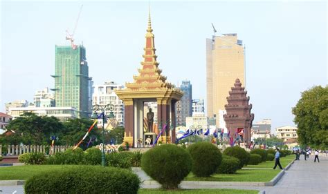 ក្រុង និង ខណ្ឌកម្ពុជាចំនួន៧ជាប់ជ័យលាភី ទីក្រុងស្អាត«ផ្ការំដួល៣ទង សុីសុីថាមស៍