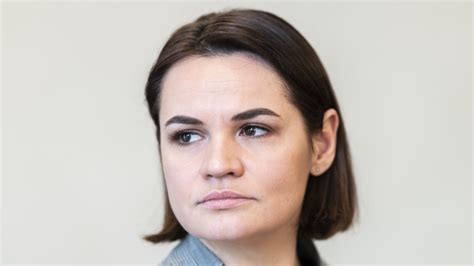 В Беларус започна разследване за тероризъм срещу лидерката на опозицията Циханоуска