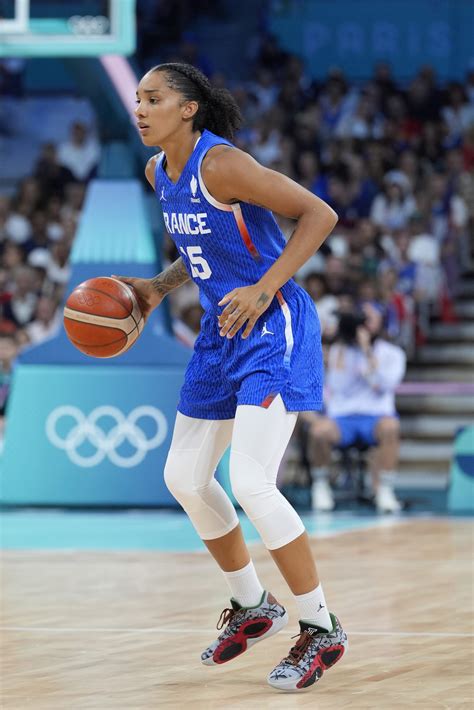 Seattle Storm Gabby Williams Make Contract Decision