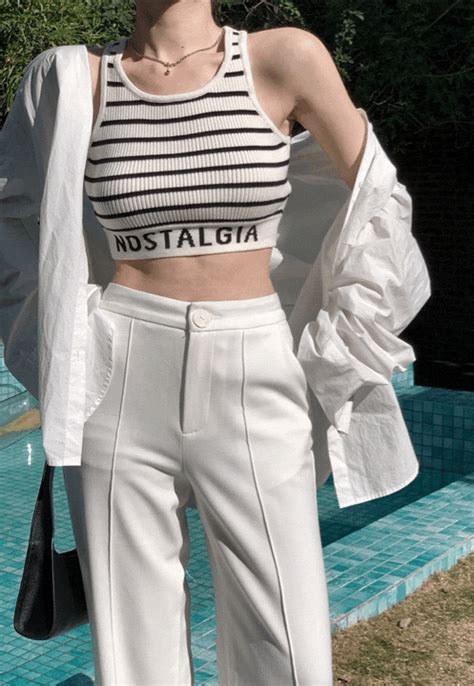 [강추] 셀린스트라이프 니트 크롭 쫀쫀 나시 에이블리