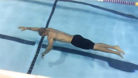 stew smith critiques css of non swimming athlete near perfect form