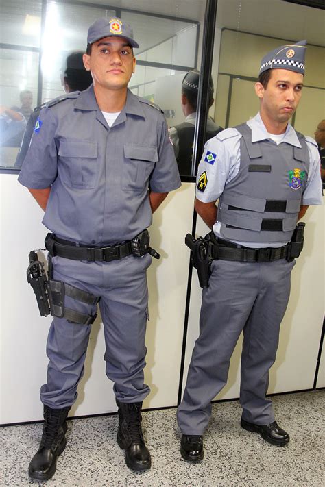 Associa O Dos Policiais Militares De Sinop O Que Voc Acha Do Novo Fardamento Da Pmmt